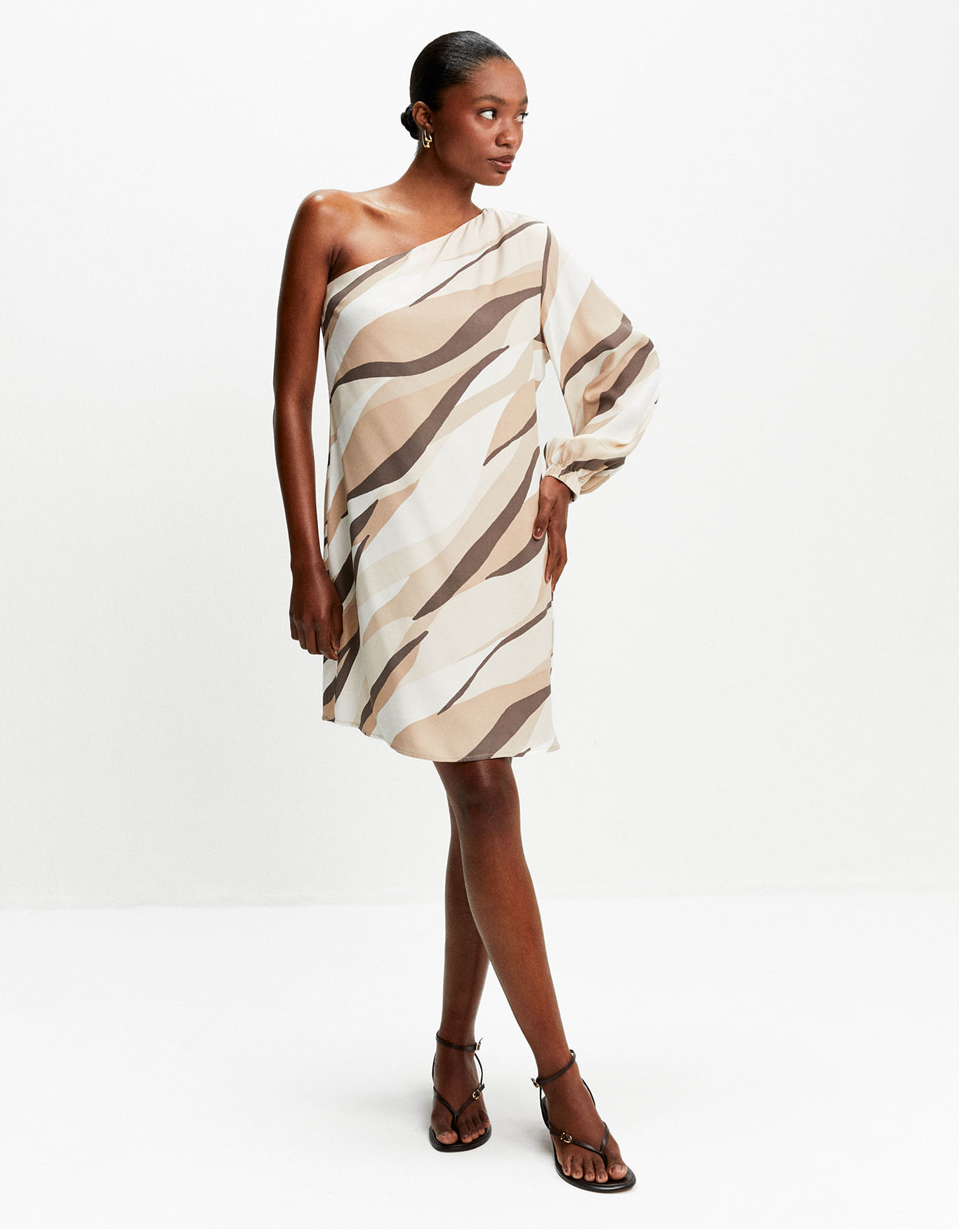 Vestido curto caminhos | Shoulder